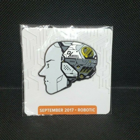 Loot Crate | Other | Loot Crate Dx Exclusive Robotic Robot Skull Pin ...